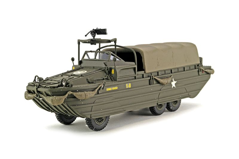 GMC DUKW - 353 Amphibious Truck w/Gun - USMC - 1:48