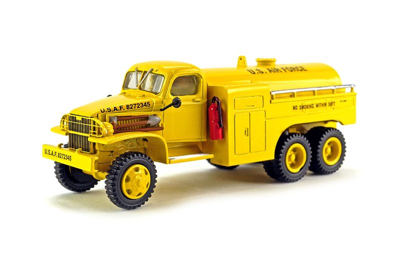 GMC CCKW-353-F3 - USAF - 1:48