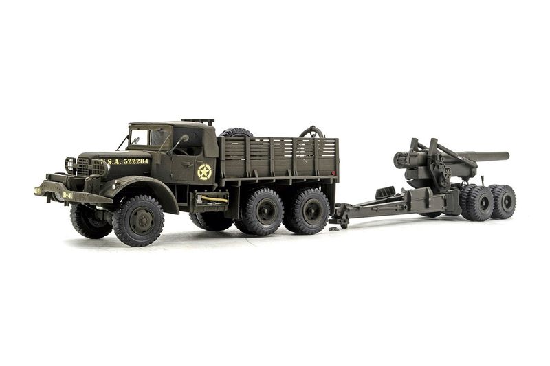 Mack NO 7 1/2 Ton 6x6 Prime Mover - 1:48