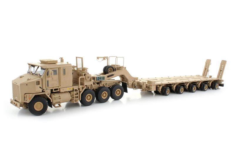 OshKosh HET M1070 w/M1000 Trailer - Tan