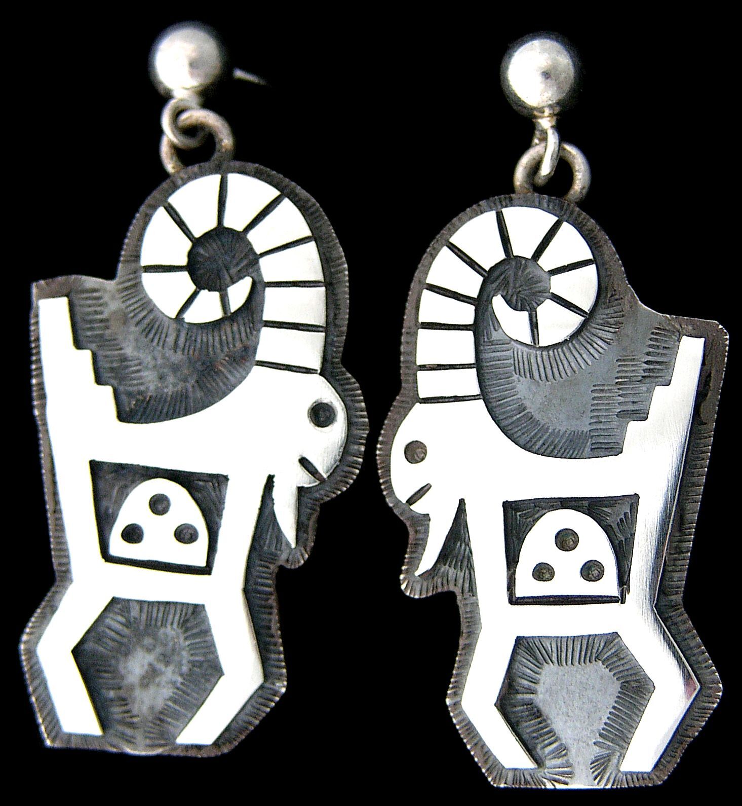 Duane Tawahongva | Southwest Traditions | Hopi Jewelry