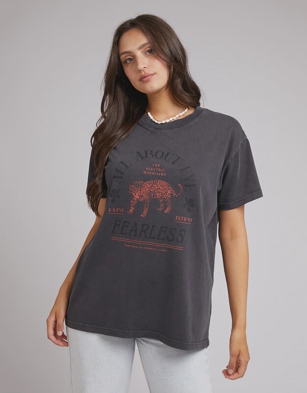 FEARLESS TEE