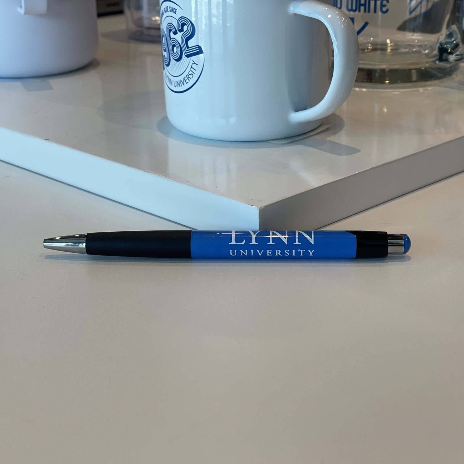 Lynn University royal blue pen