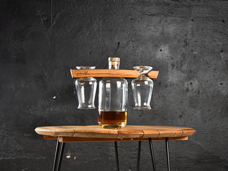 Whiskey Serving Set – Personalised Gift With Tuath Glasses