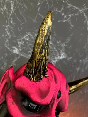 Japanese Oni Mask: Pink UV Glow