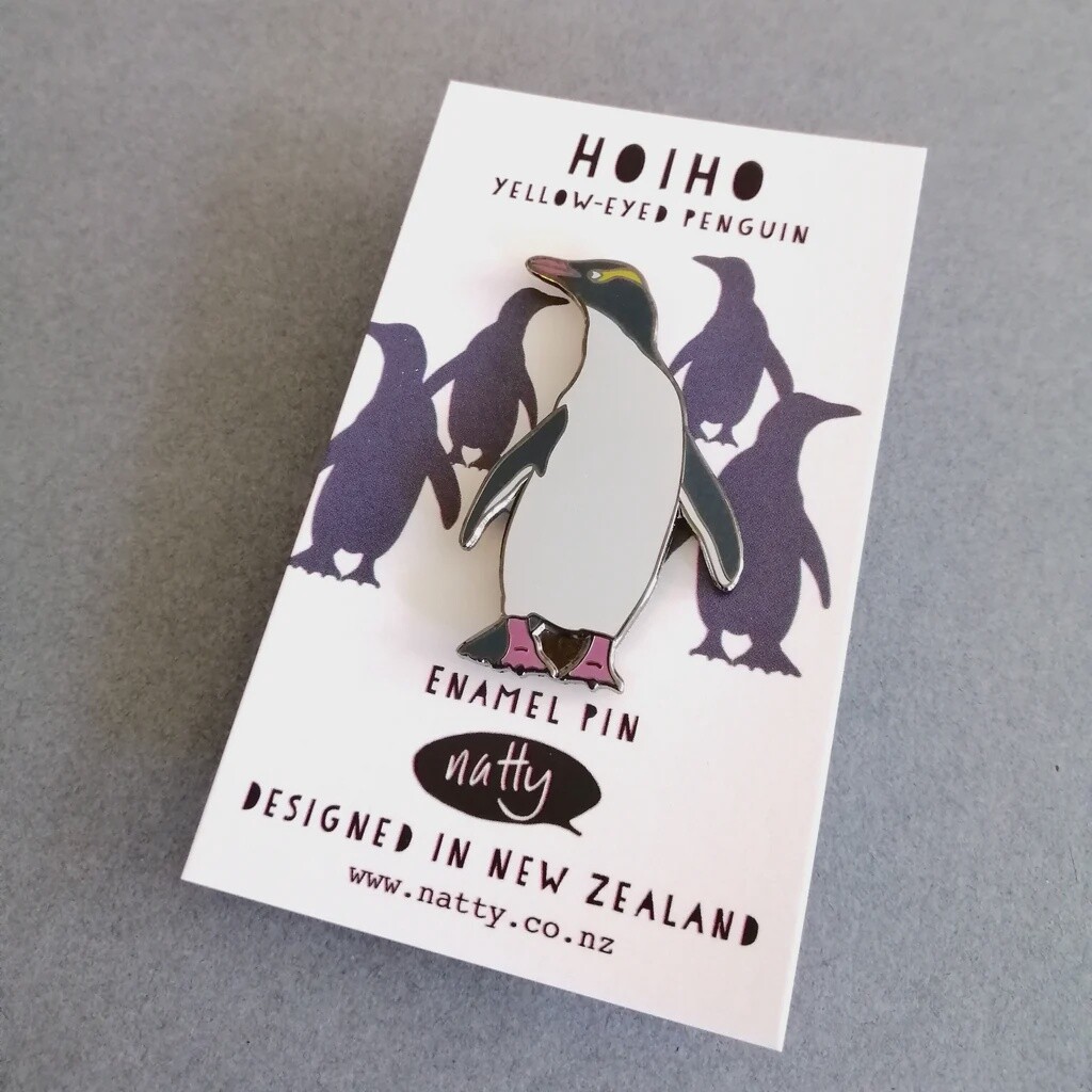 Enamel Pin-Hoiho Yellow Eyed Penguin – Online-Shop – Tiritiri Matangi