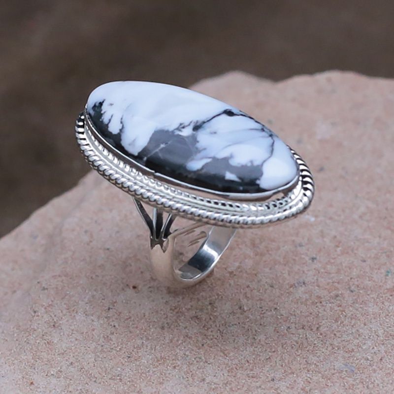 Navajo ring-White Buffalo stone