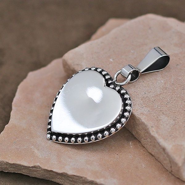 Tom Hawk large Heart pendant