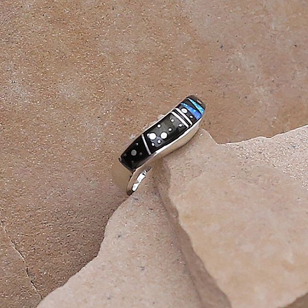 Thin wave inlay ring with night sky design