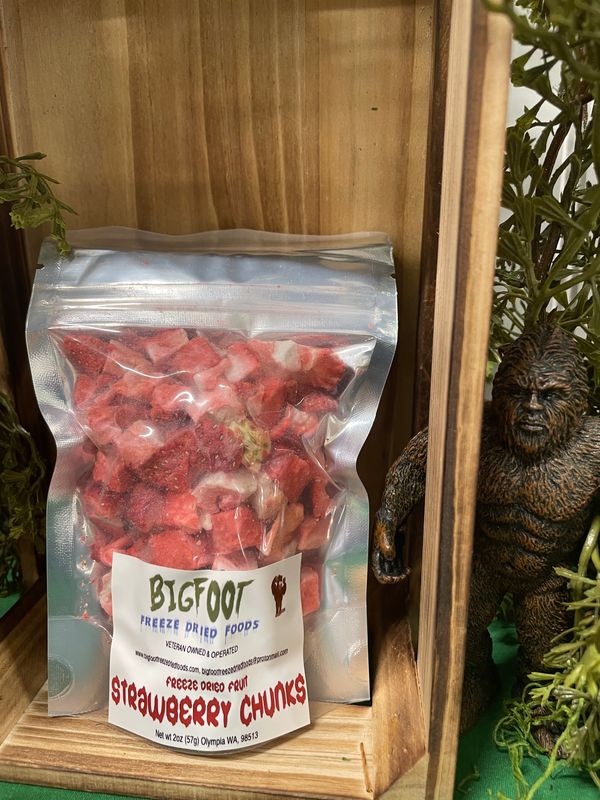 Strawberry Chunks-FREEZE DRIED-SMALLFOOT BAG