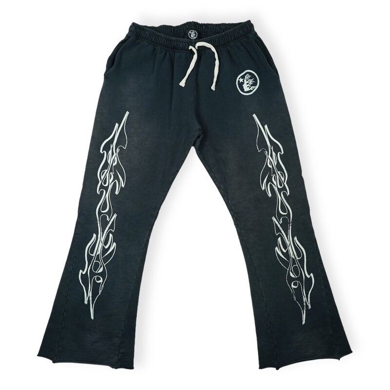HELLSTAR FLAME BLACK FLARE SWEATPANTS HELLSTAR FLAME BLACK FLARE SWEATPANTS
