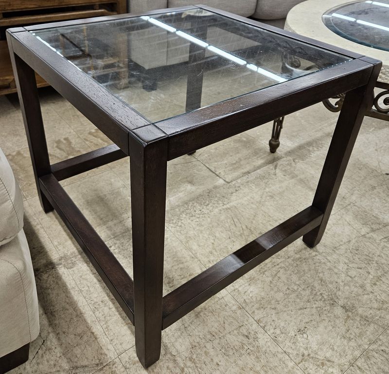 Wooden Square Emd Table.