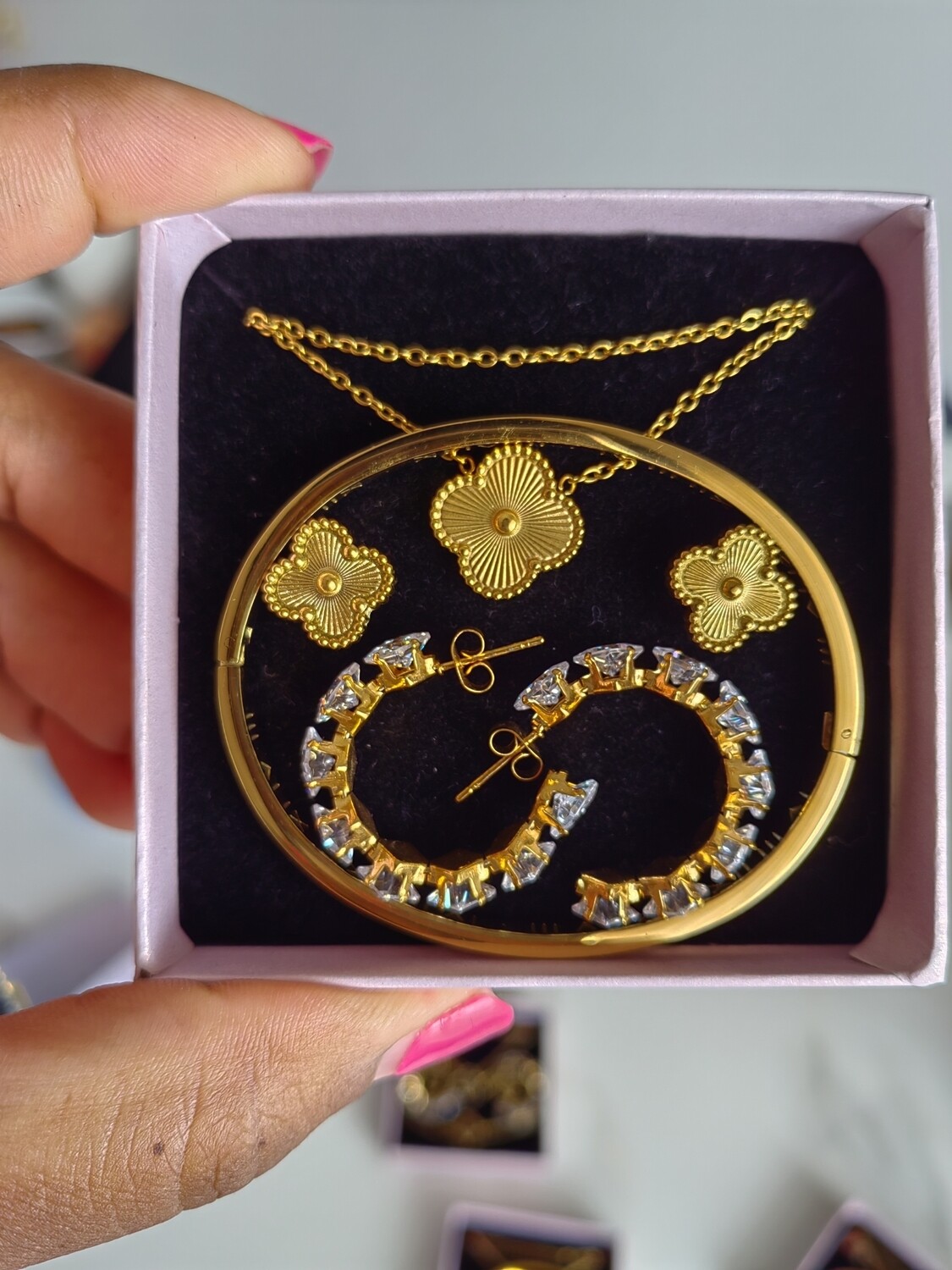 Gold Set