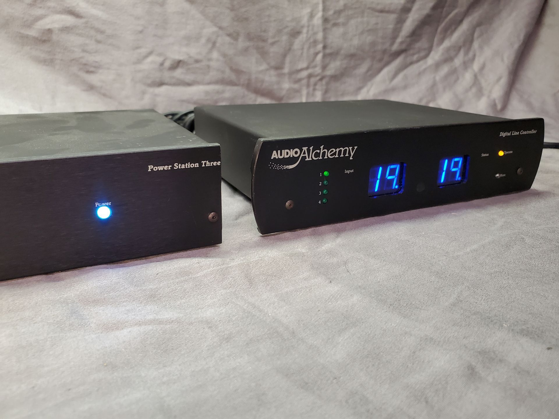 Classic Audio & Records | Vinyl Records | Vintage Hi-Fi Equipment