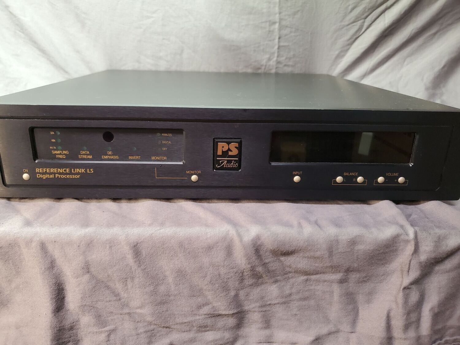 Classic Audio & Records | Vinyl Records | Vintage Hi-Fi Equipment