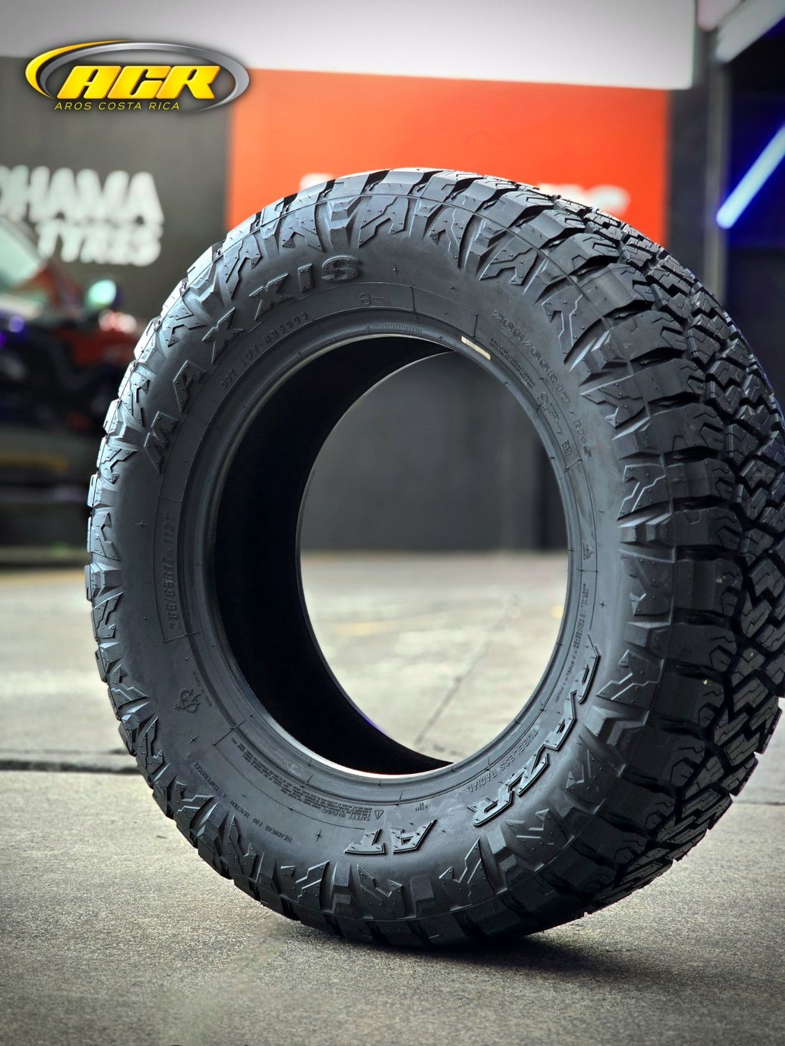 MAXXIS RAZR AT811 265/70R16