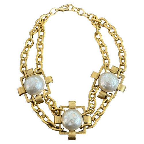Yochi Gold necklace with Square + Pearl X3