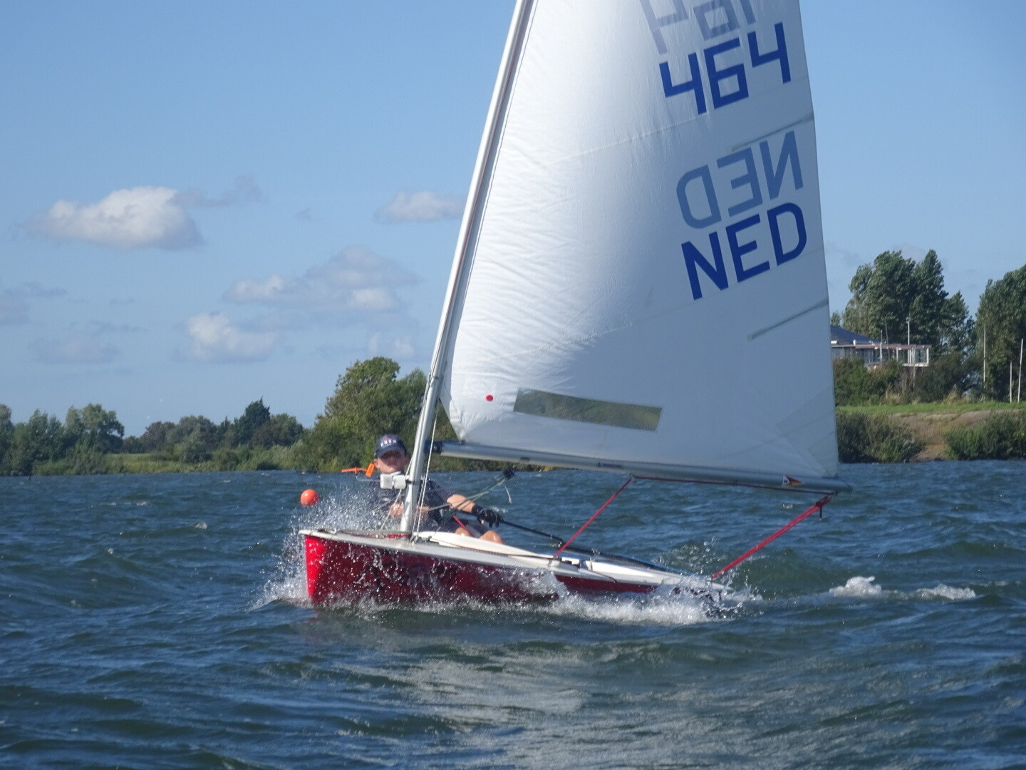 Privéles- zeilen met een open boot