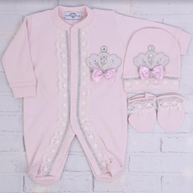 𝗟𝘂𝘅𝘂𝗿𝘆 𝗡𝗲𝘄𝗯𝗼𝗿𝗻 Home Welcoming Angel wings set (Pink, Pearl Crown/Angel ...