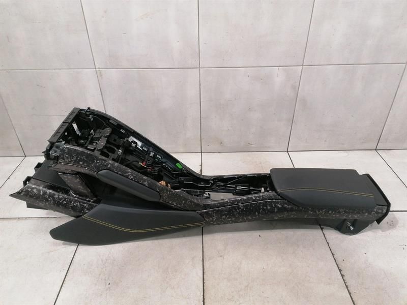 Lamborghini Huracan LP 610-4 Coupe Console 4T0863240F Center Console