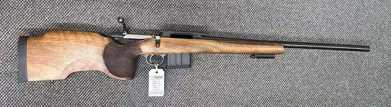 CONSIGNMENT As New CZ 557 .243 REM