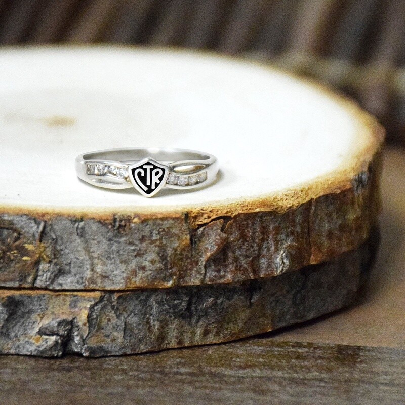CTR BOW ANTIQUED RING - STERLING SILVER