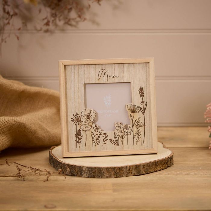 Etched Wood Flower Frame - Mum