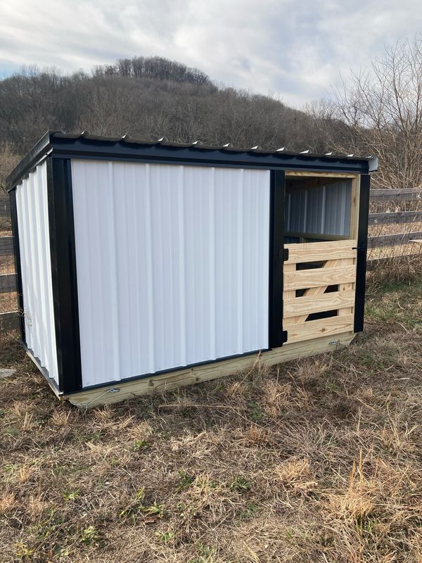 6x8 SMALL LIVESTOCK SHED