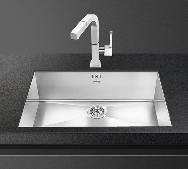 Sinks & Faucets
