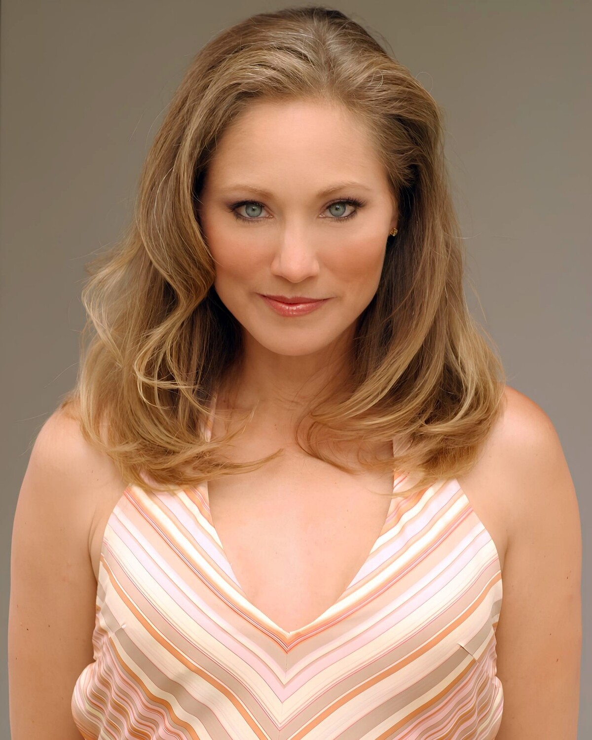 Signed Photo (Pose #5) | Shari Shattuck