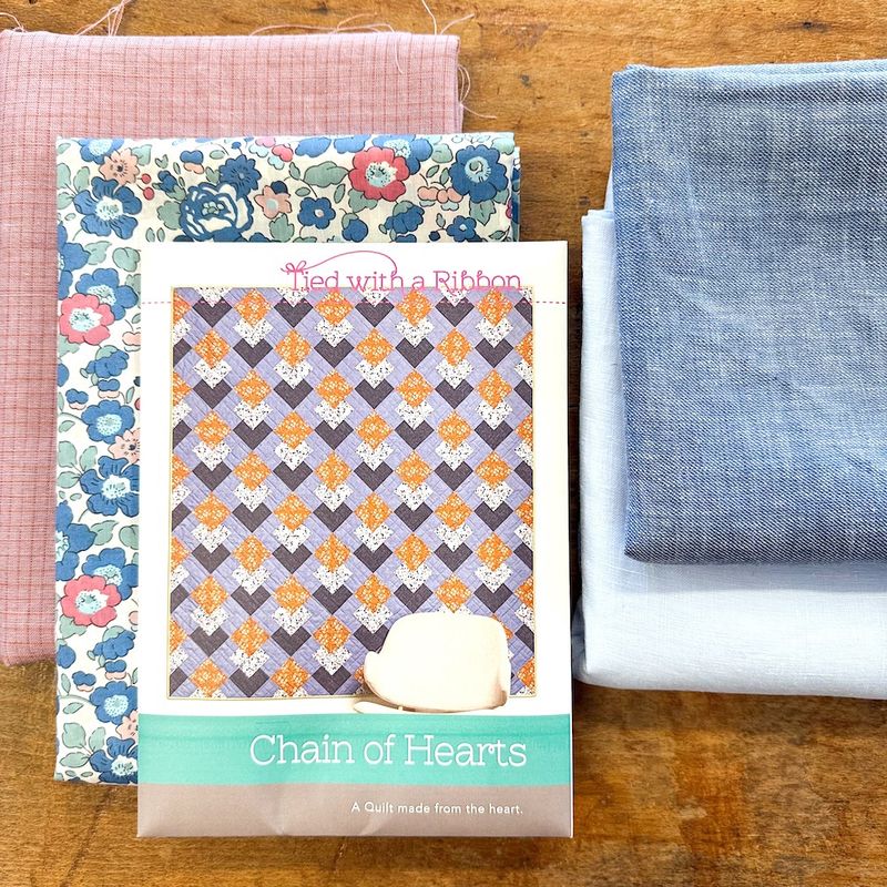 Chain of Hearts Quilt Kit - Soft Colours