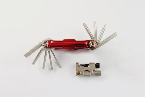 Ontrack Multi Tool 15 Function - Red