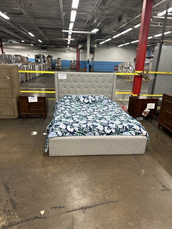 BRYNN QUEEN UPHOL BED