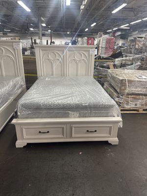 Lewisburg Liquidation Center