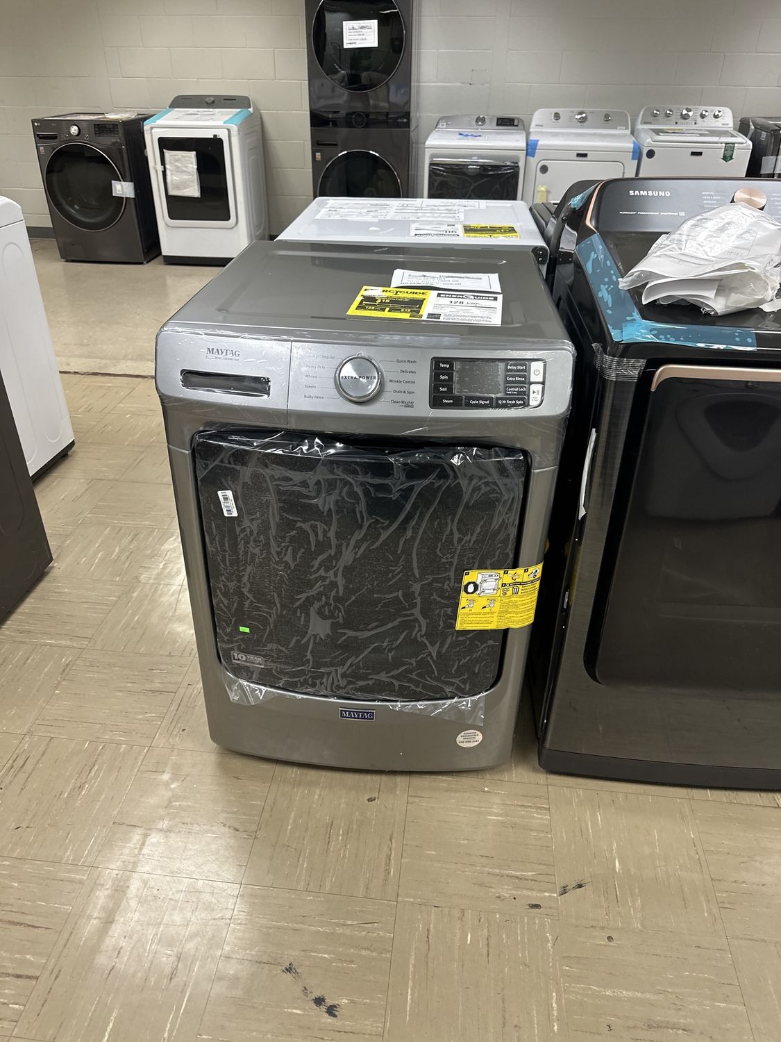 Maytag 4.5-cu ft High Efficiency Stackable Steam Cycle Front-Load ...