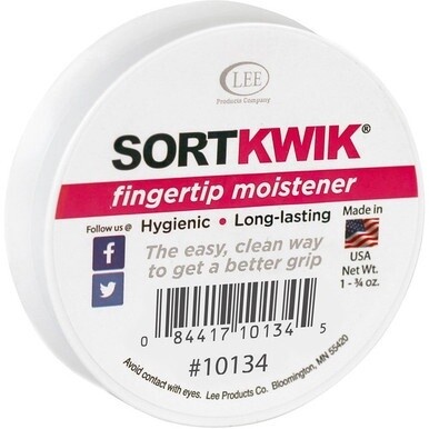 LEE Sortkwik 1-3/4 oz Fingertip Moistener - White - Stainingless ...