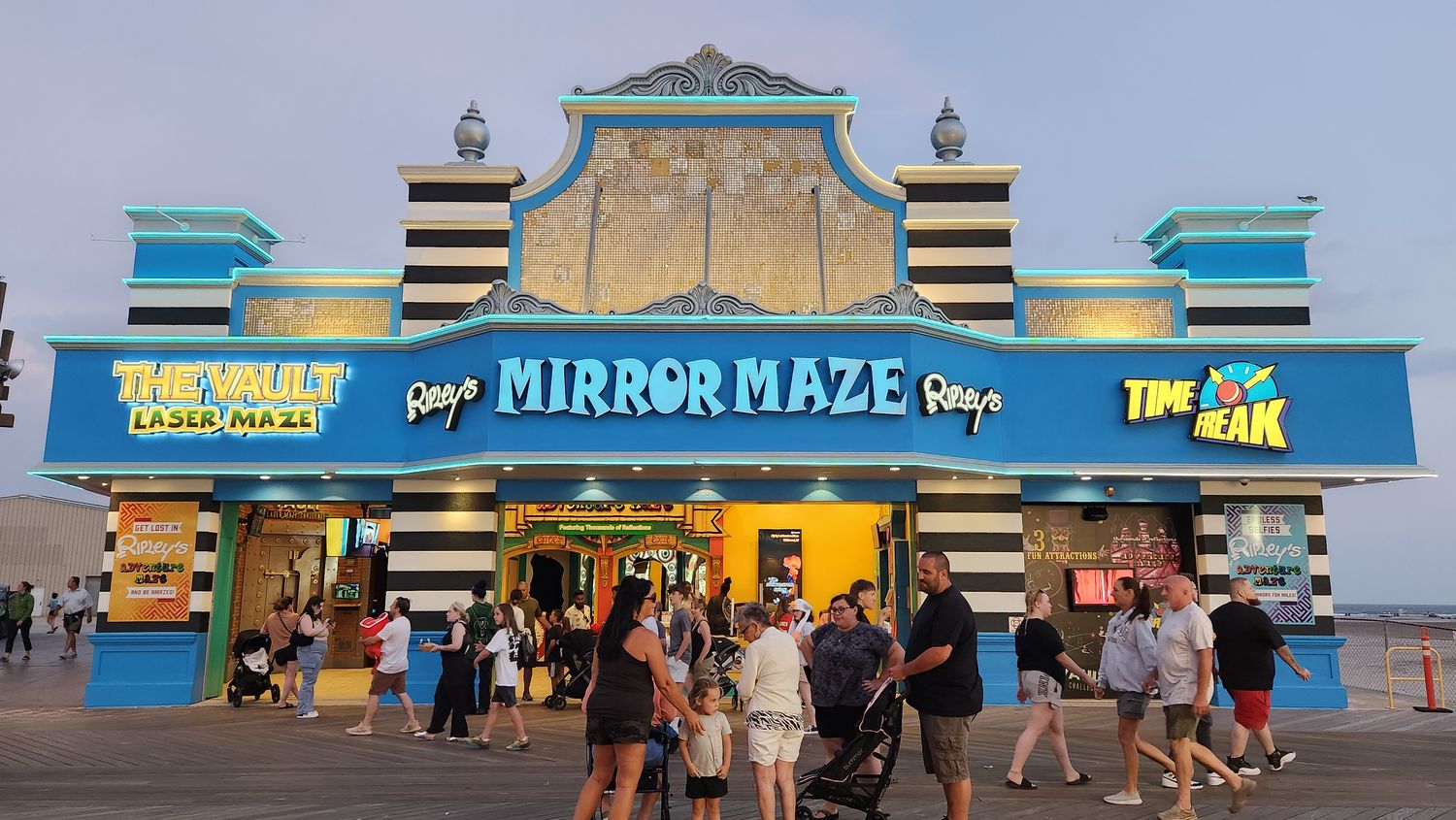 4 Pack of Adventure Maze Tickets | The Ripley's Adventure Maze