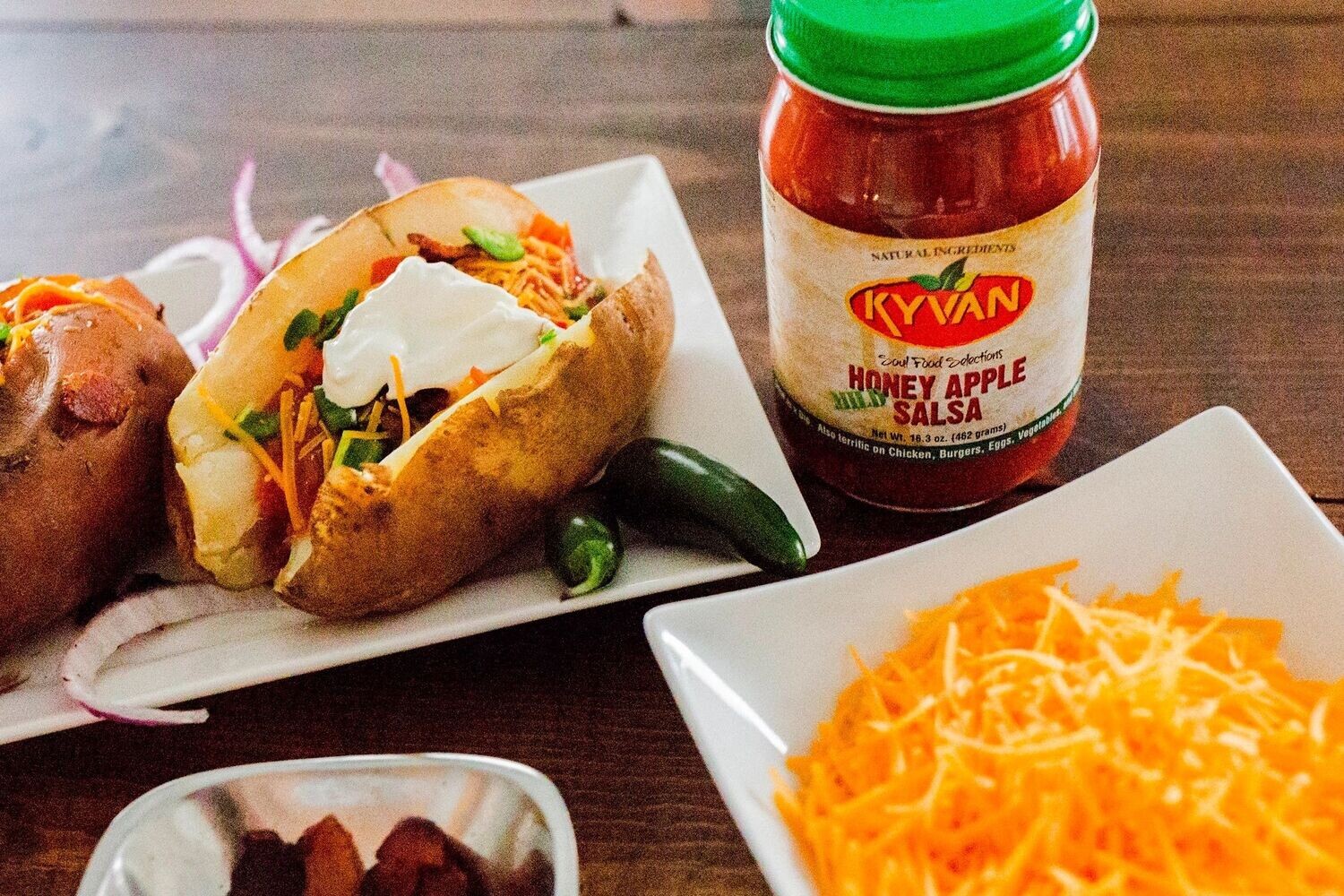 KYVAN Mild Honey Apple Salsa, 16.3 oz - Store - Kyvan Foods