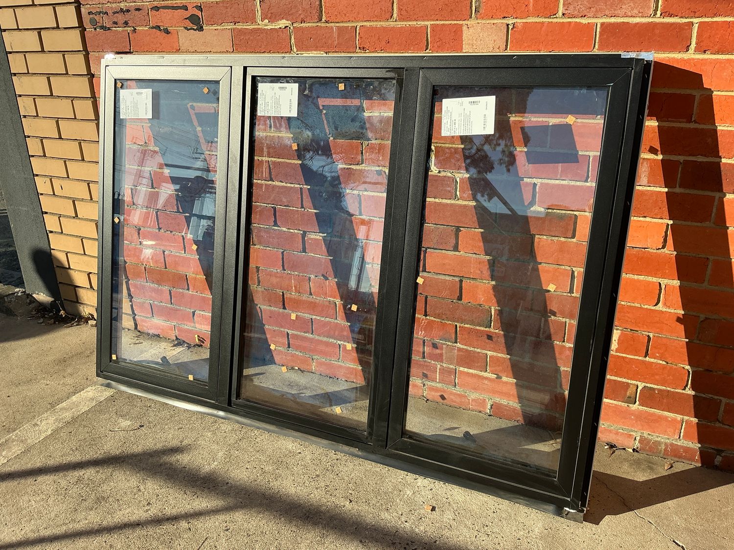 1218 1200H X 1810W ALUMINIUM AWNING WINDOW AFA TEXTURA BLACK DOUBLE ...