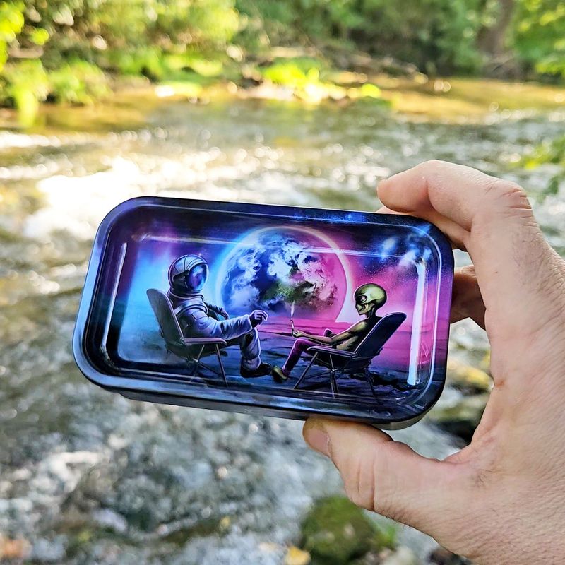 Astronaut / Alien Stashbox w/ Rolling Tray Lid Rolling Tray For Car ...