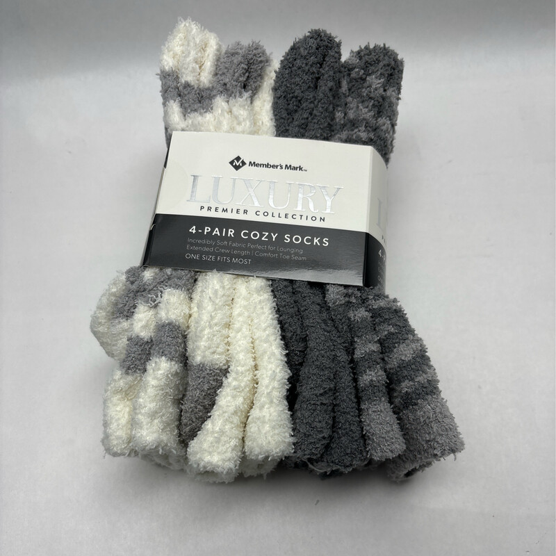 Members Mark Luxury 4-Pair Cozy Socks-Assorted Colors