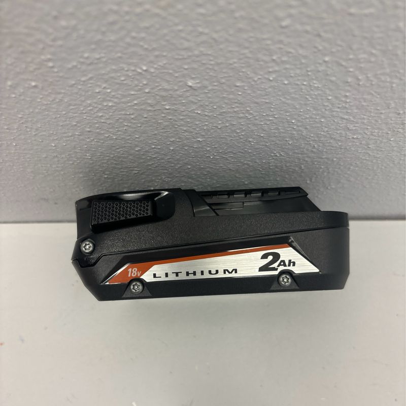 Ridgid 18V 2.0 Ah Lithium-Ion Battery AC8400802 Ridgid 18V 2.0 Ah Lithium-Ion Battery AC8400802