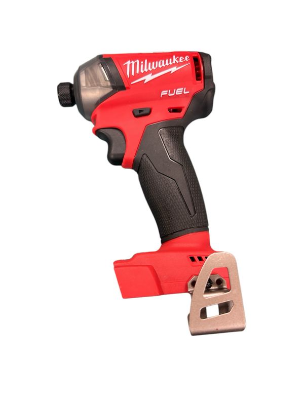 Milwaukee M18 FUEL SURGE 18V Lithium-Ion Brushless Cordless 1/4 in. Hex ...