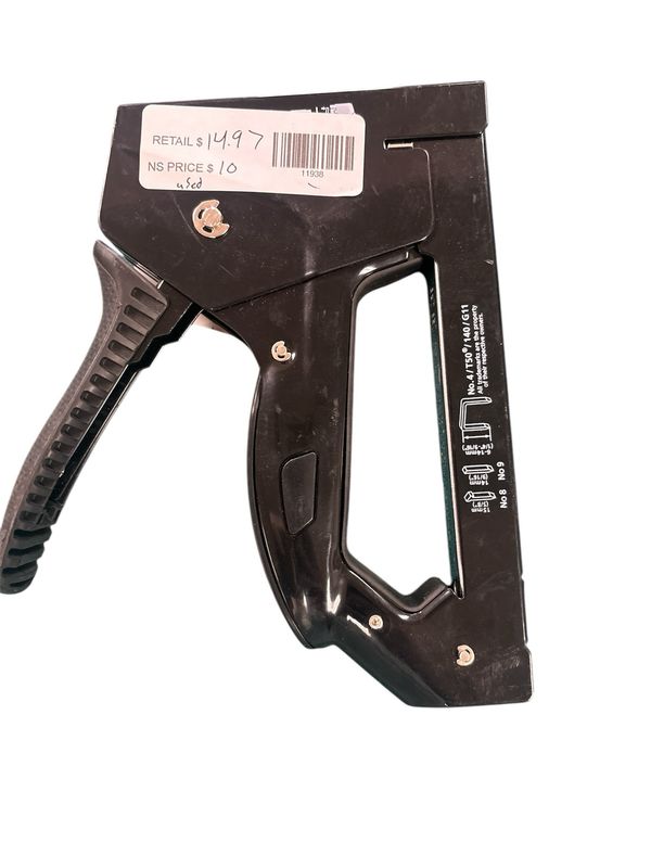Husky Metal Staple Gun (1-Piece) MT0301