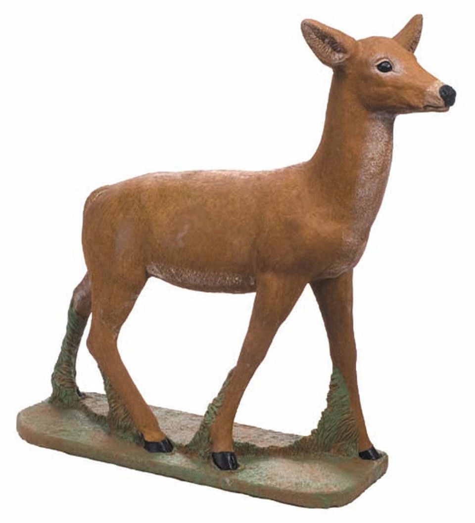 Deer Life Size Doe - Catalog - Braemor Gardens