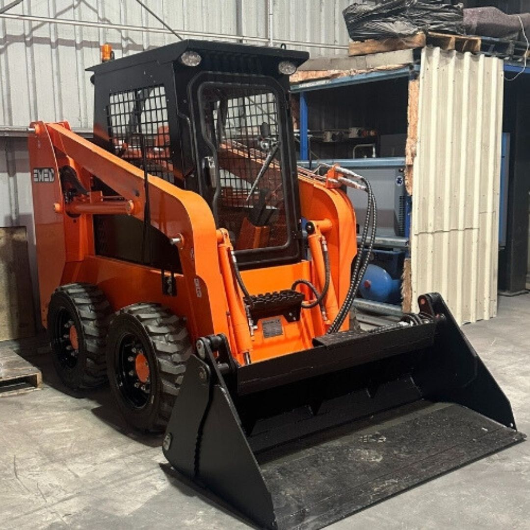 1.2 Ton Skid Steer EMSS1.2 with 4 in 1 bucket