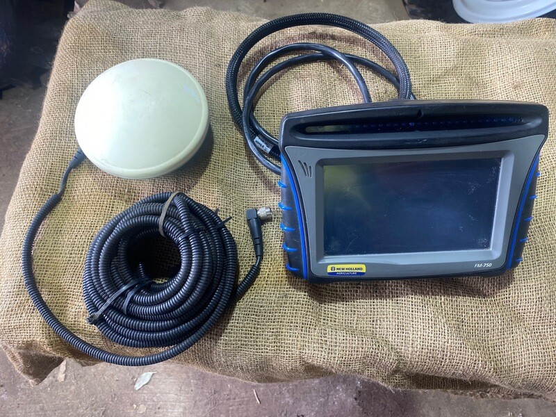 Trimble 750