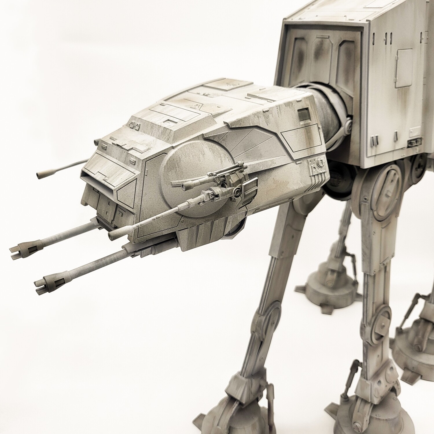 ATAT Walker - Studio Scale - 1/48 - Painted Collectible