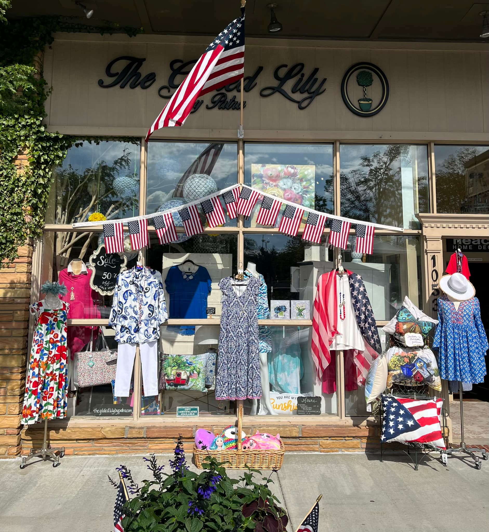 The Gilded Lily by Patra